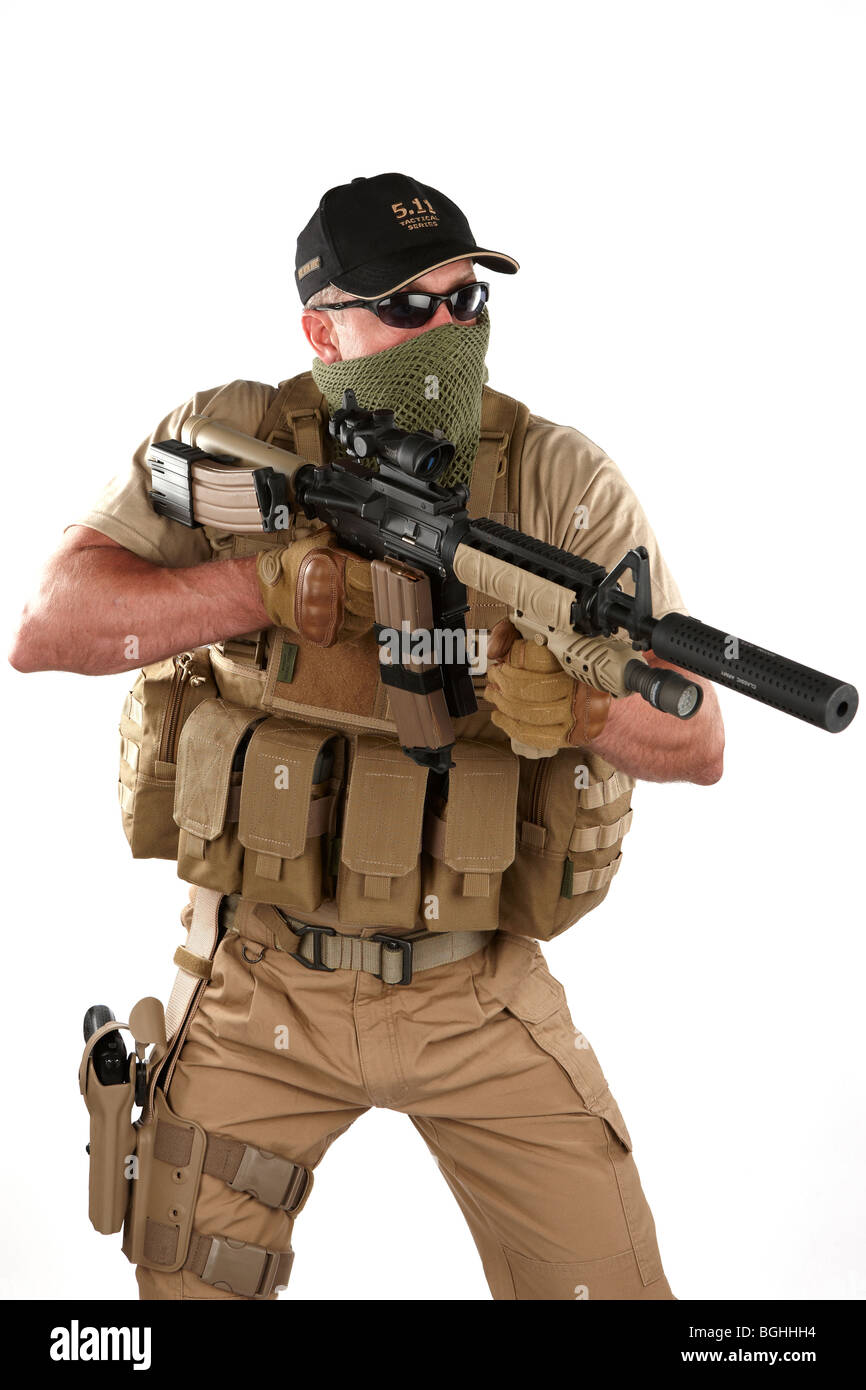Soldier with weapon Stock Photo - Alamy