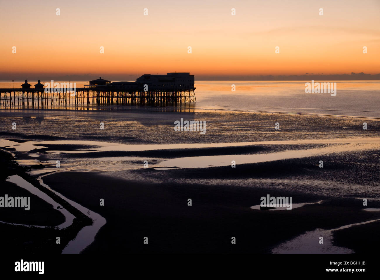 Blackpool north pier sunset hi-res stock photography and images - Alamy