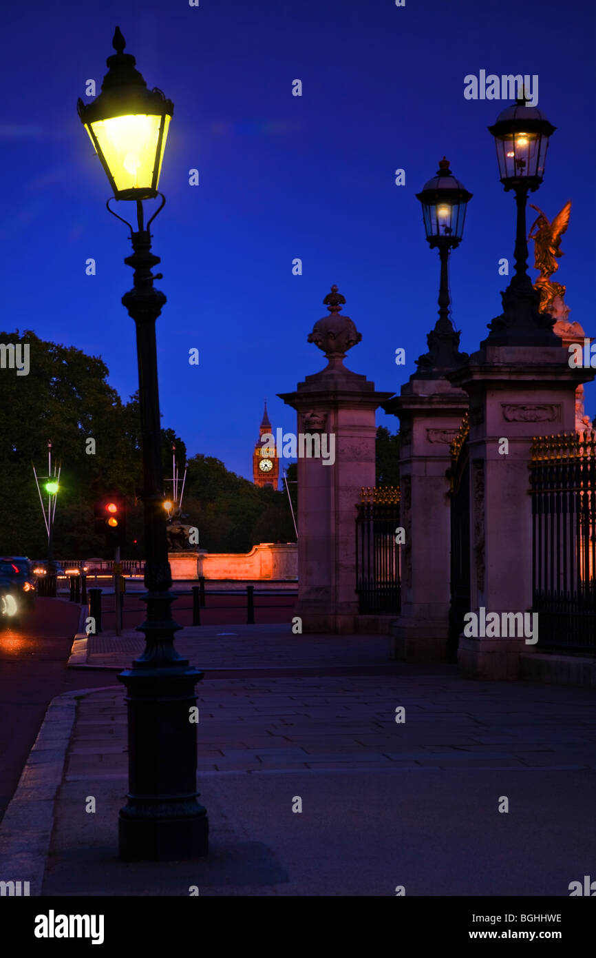 night shots the mall Stock Photo - Alamy