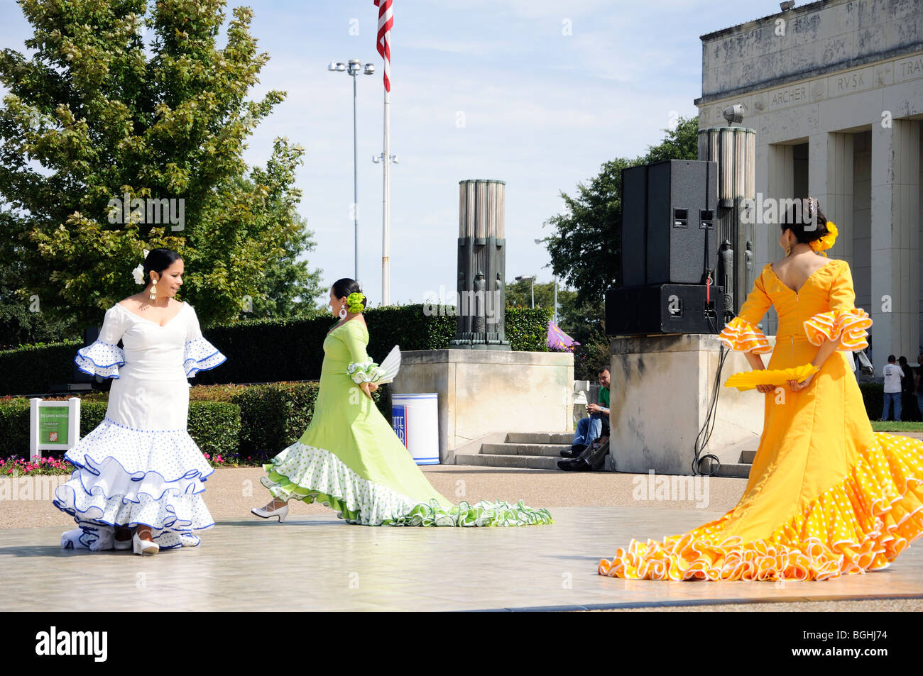 Female flamenco dancers Stock Photo - Alamy
