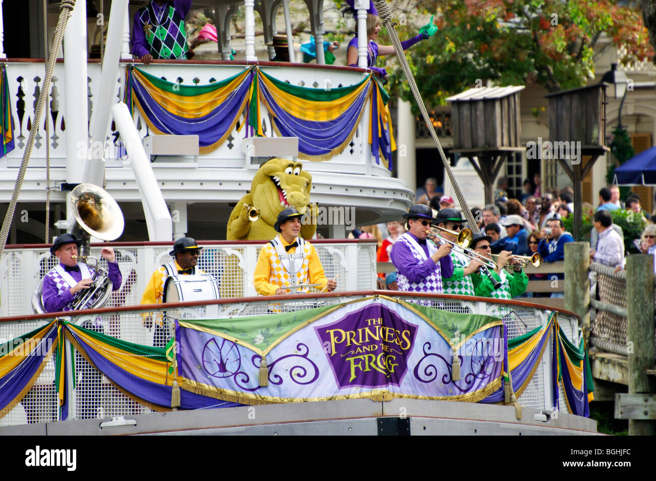 "Princess and the Frog" boat show, Disneyworld, Orlando, Florida, USA ...
