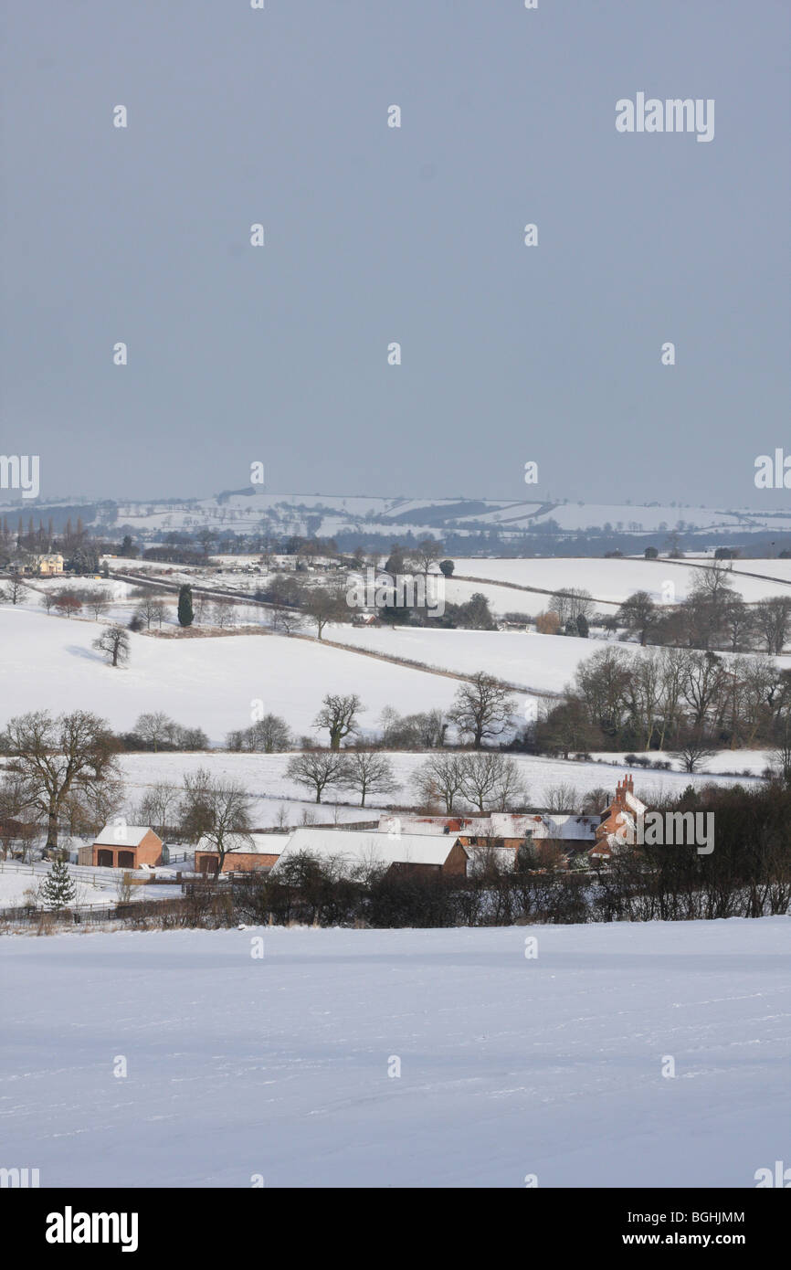 English countryside in winter hi-res stock photography and images - Alamy