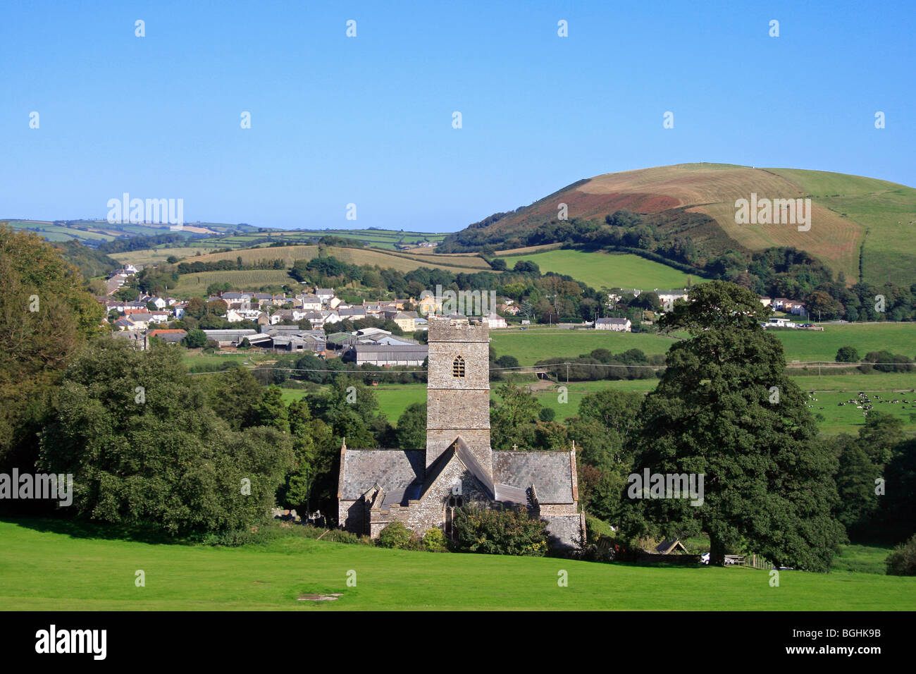 English countryside church hi-res stock photography and images - Alamy