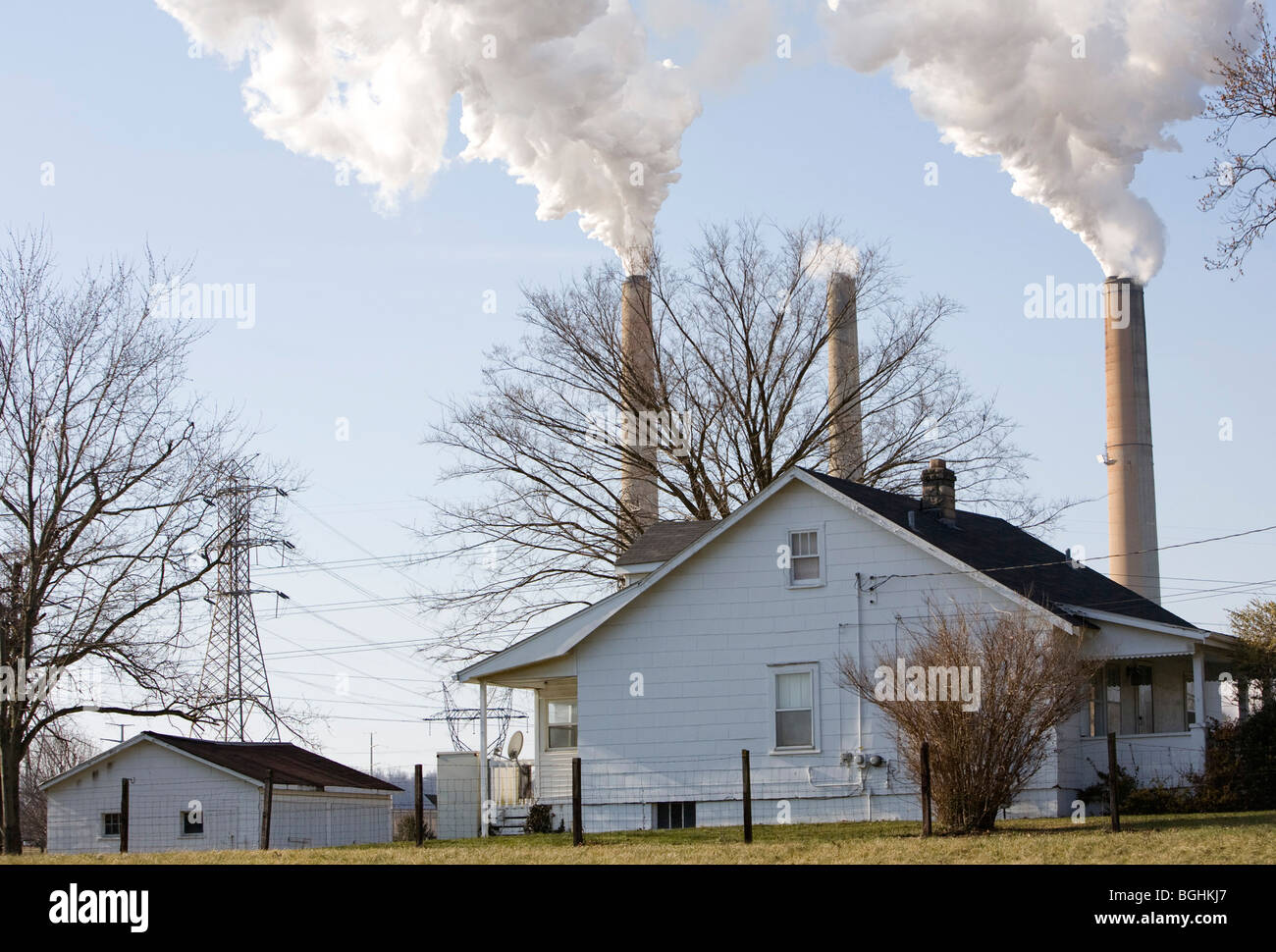 Multiple smokestacks hi-res stock photography and images - Alamy