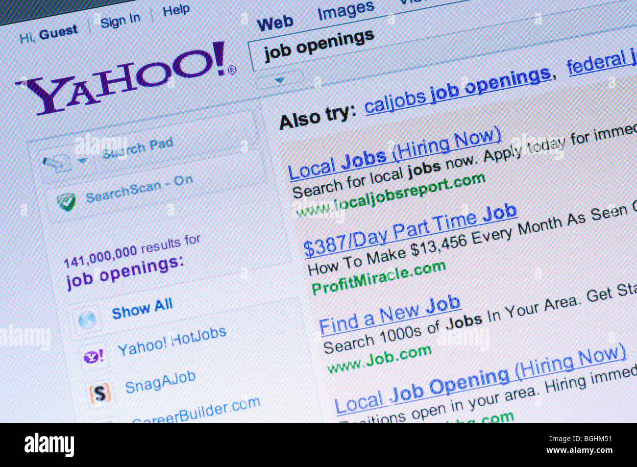 Yahoo search engine hi-res stock photography and images - Alamy