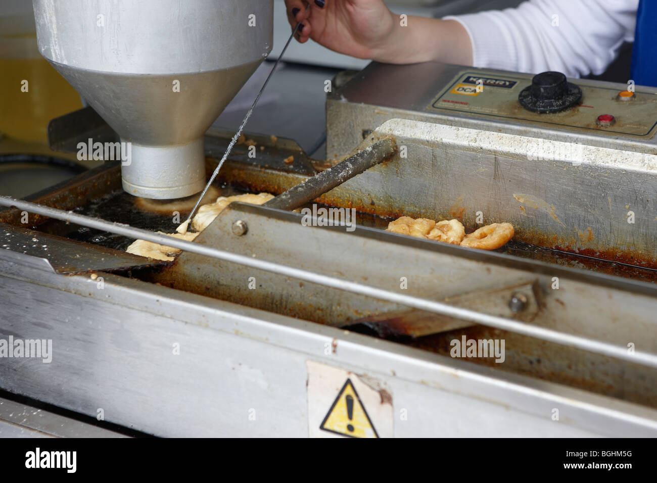 Doughnut machine hi-res stock photography and images - Alamy