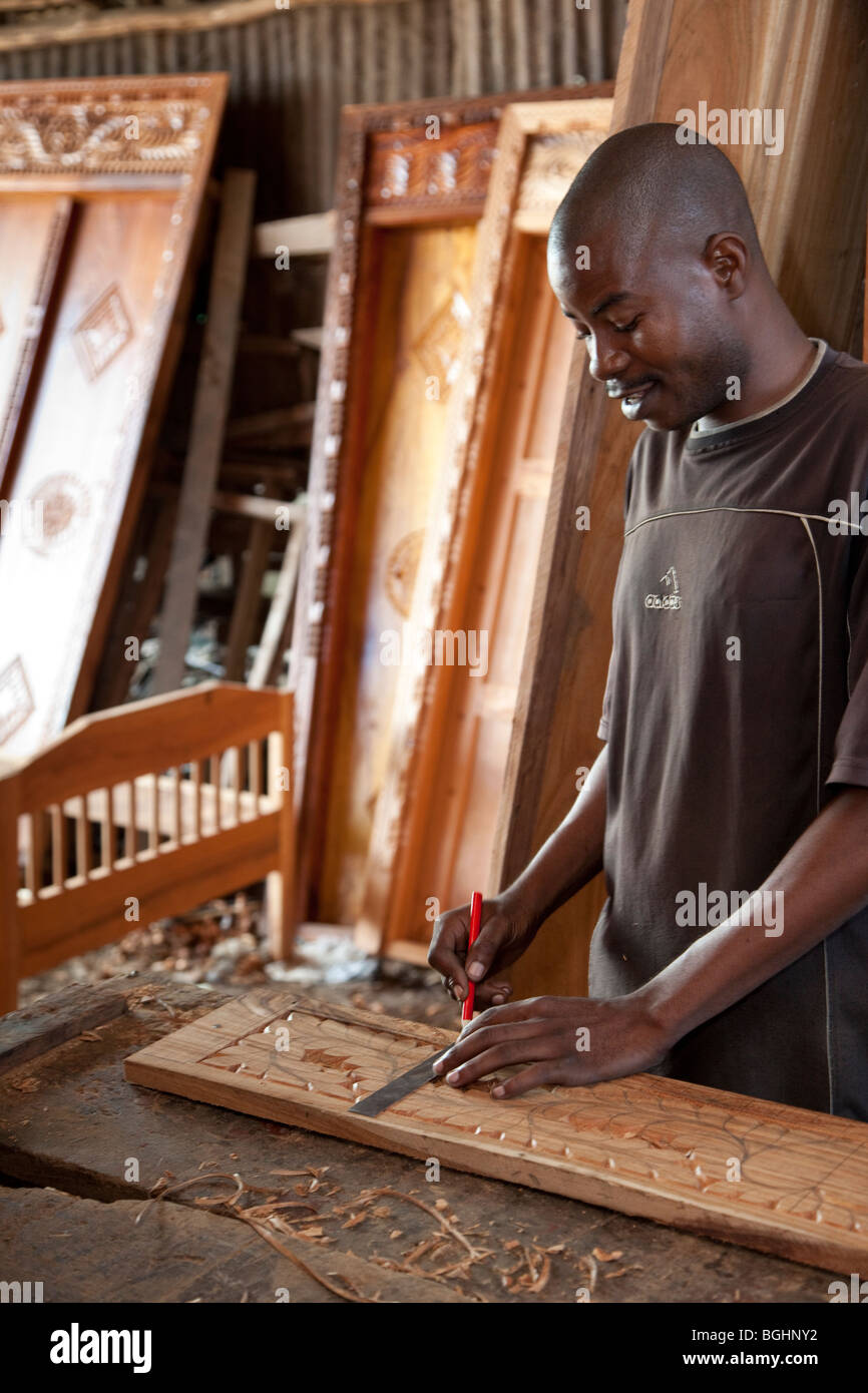 Zanzibar, Tanzania. Wood Carver at Work Stock Photo - Alamy