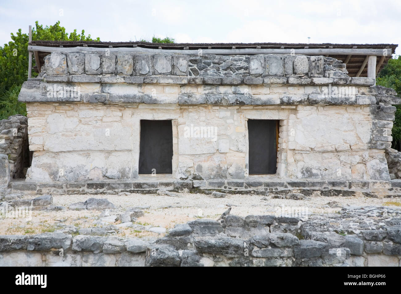 Mayan Ruin - El Rey Stock Photo - Alamy