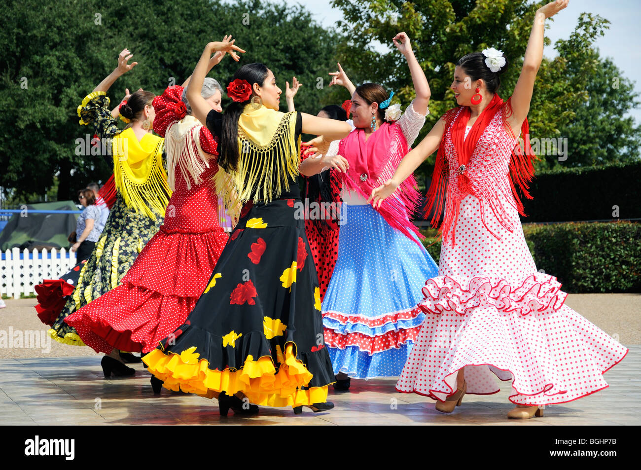 Female flamenco dancers Stock Photo - Alamy