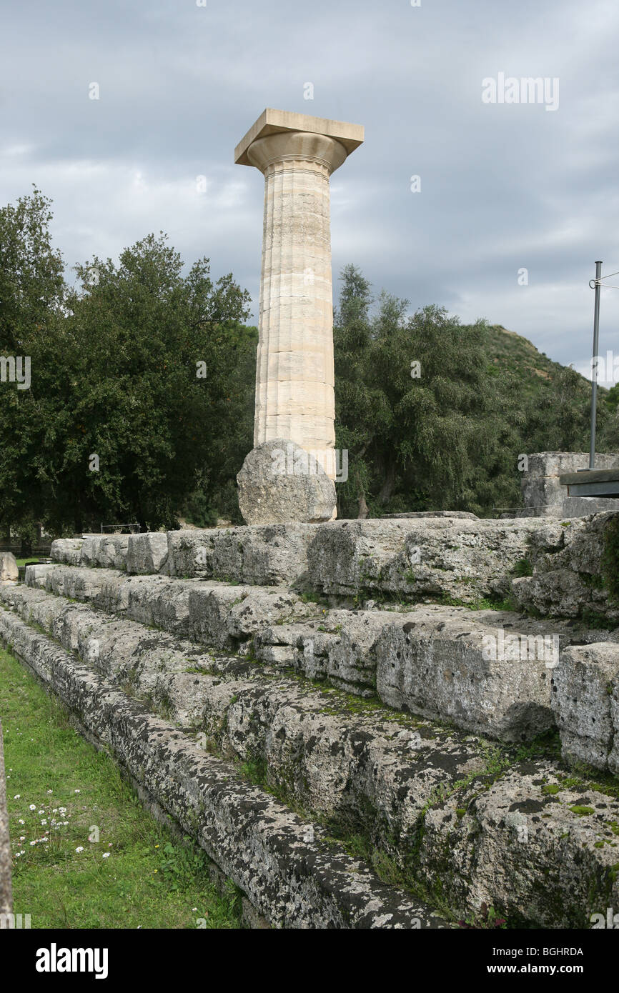 The temple of Zeus Ancient Olympia Stock Photo - Alamy