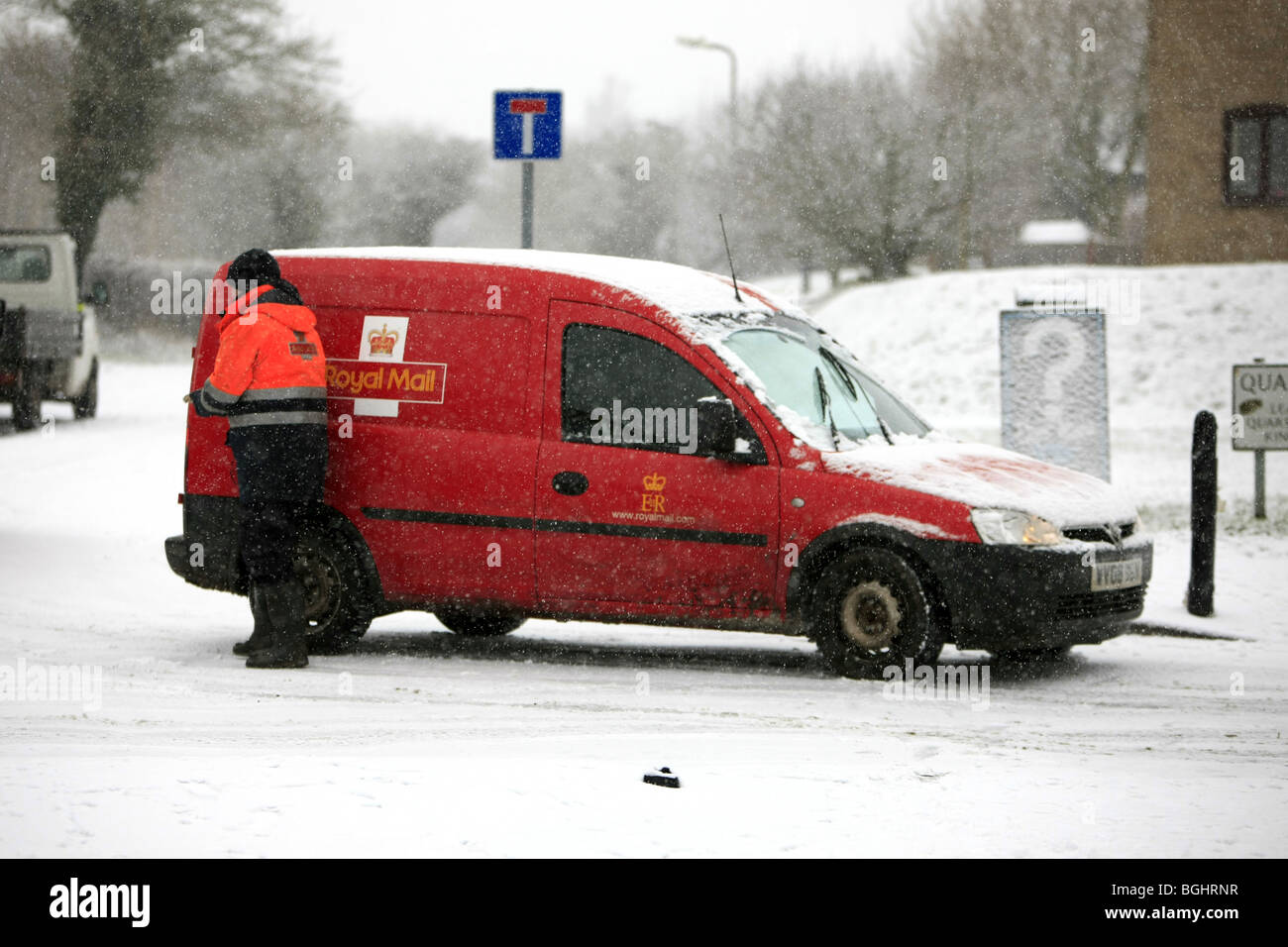 Mail carrier snow hi-res stock photography and images - Alamy