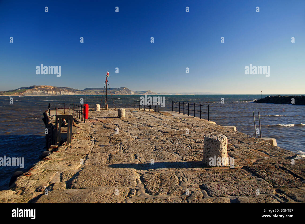 Harbour jetty hi-res stock photography and images - Alamy