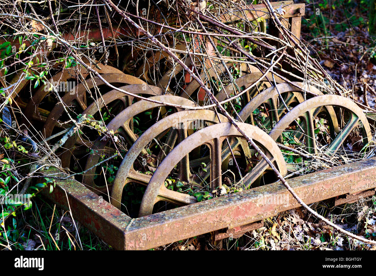 Unwanted farm machinery hi-res stock photography and images - Alamy