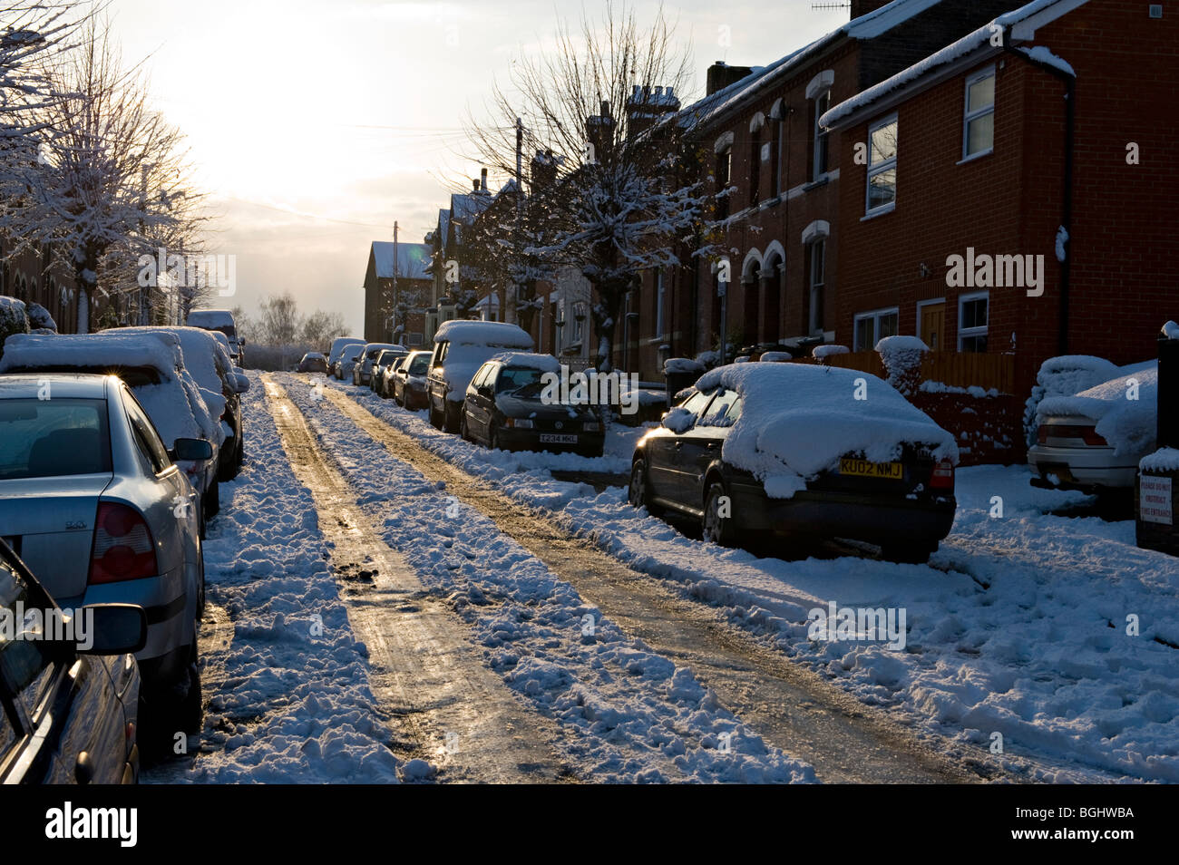 Snow covered side street in Tonbridge, Kent, UK Stock Photo - Alamy