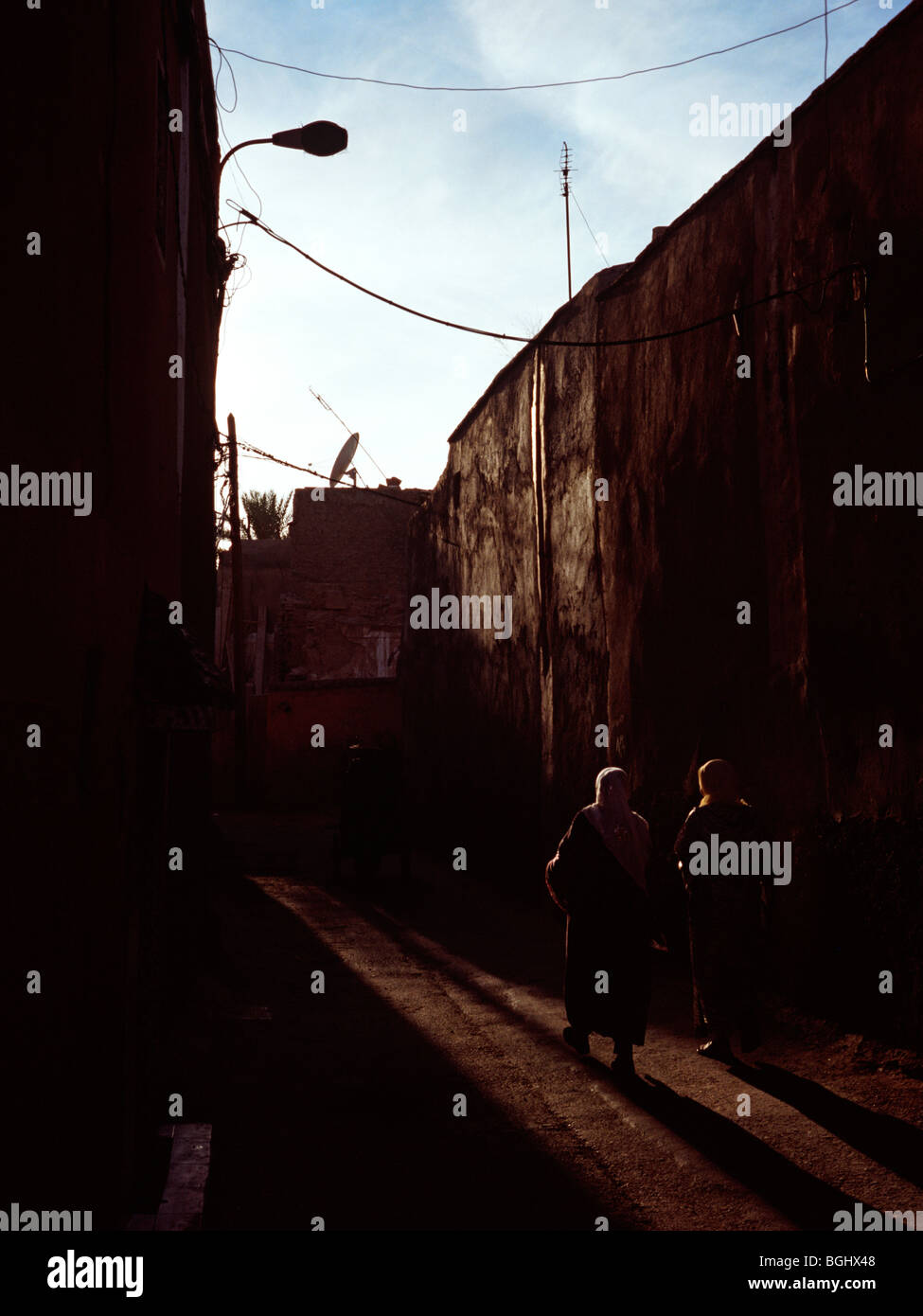 Women in the Medina in Marrakech Stock Photo - Alamy