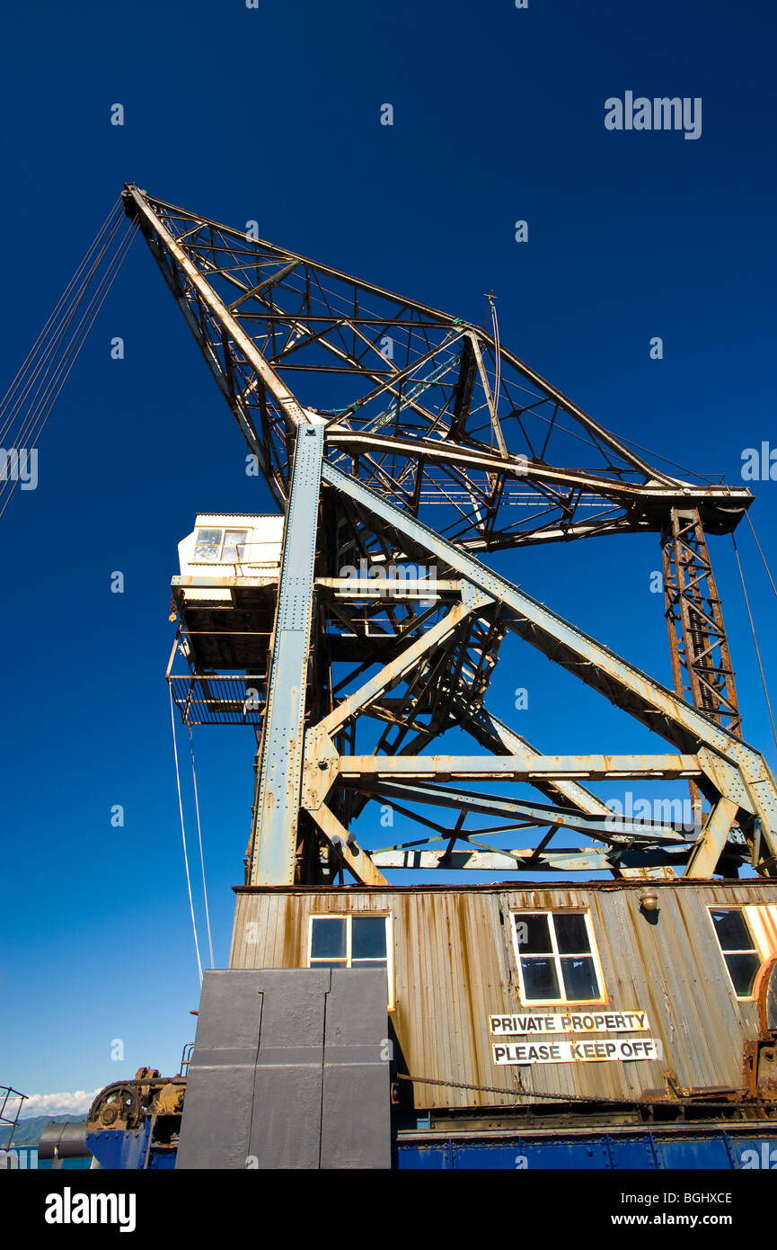Hikitia Floating Crane, Lambton Harbour, Wellington City, North Island ...