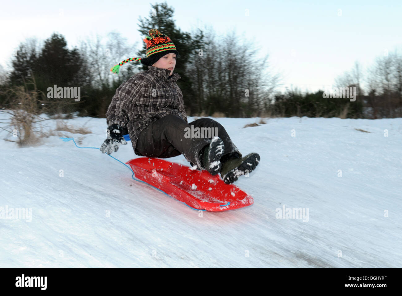 Sledging games in snow hi-res stock photography and images - Alamy