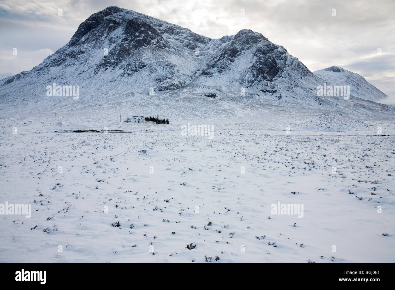 Remote house in winter hi-res stock photography and images - Alamy