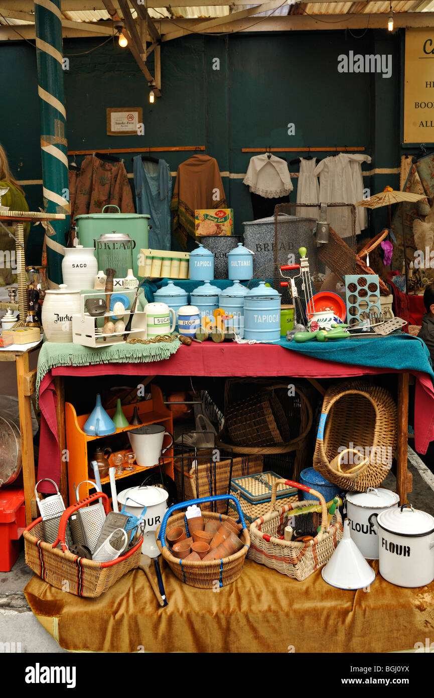Antique Market Stall High Resolution Stock Photography and Images - Alamy