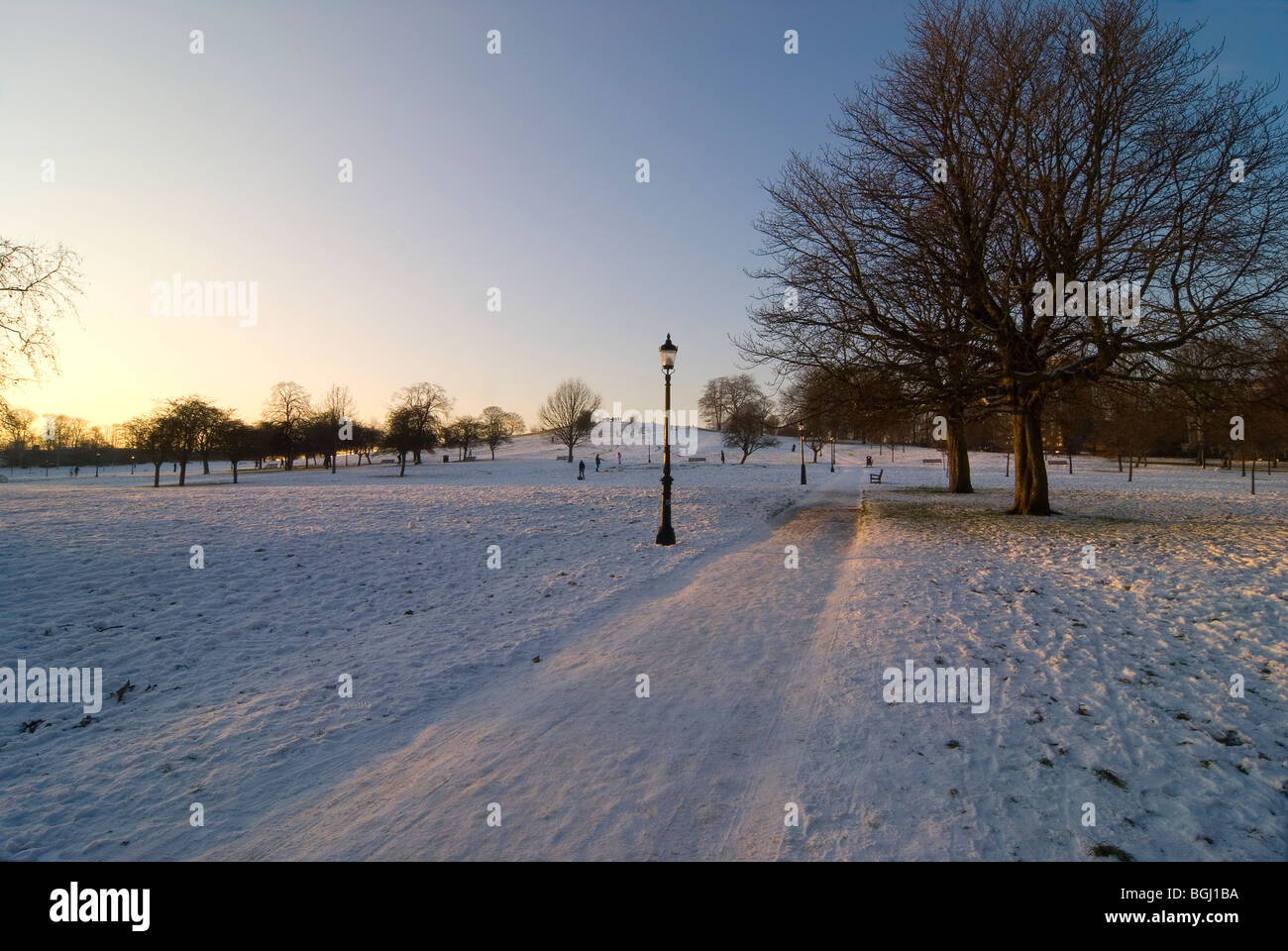 Pathway in primrose hill in hi-res stock photography and images - Alamy