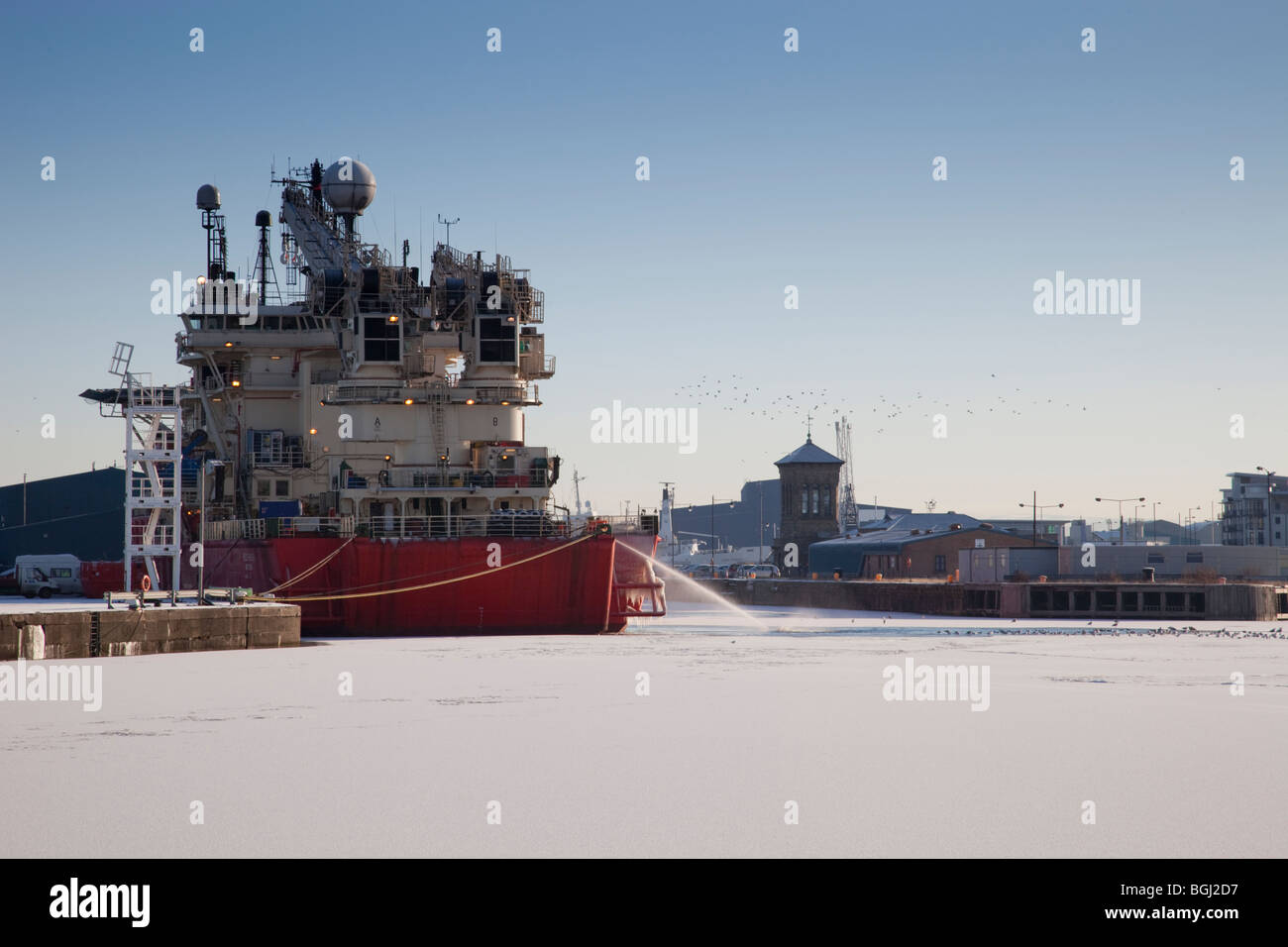 British docks hi-res stock photography and images - Alamy