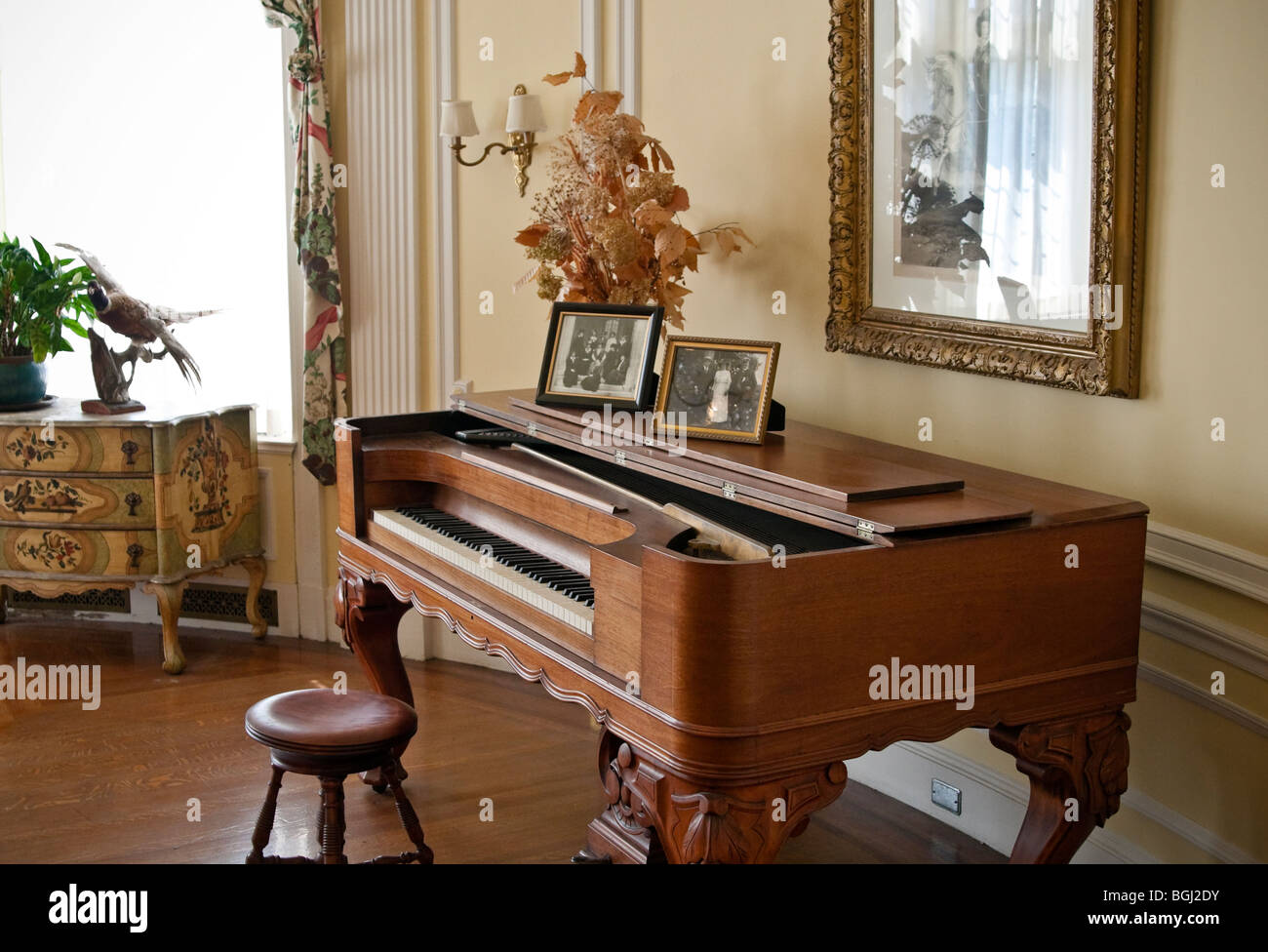 Casa Loma interior view, room with a mechanical piano Stock Photo - Alamy