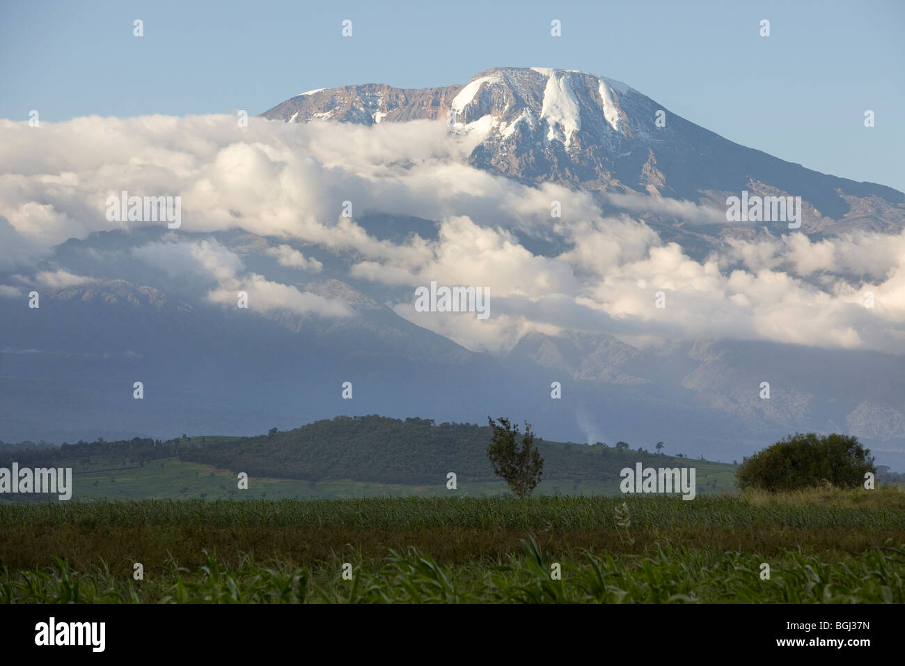 Mount kilimanjaro hi-res stock photography and images - Alamy