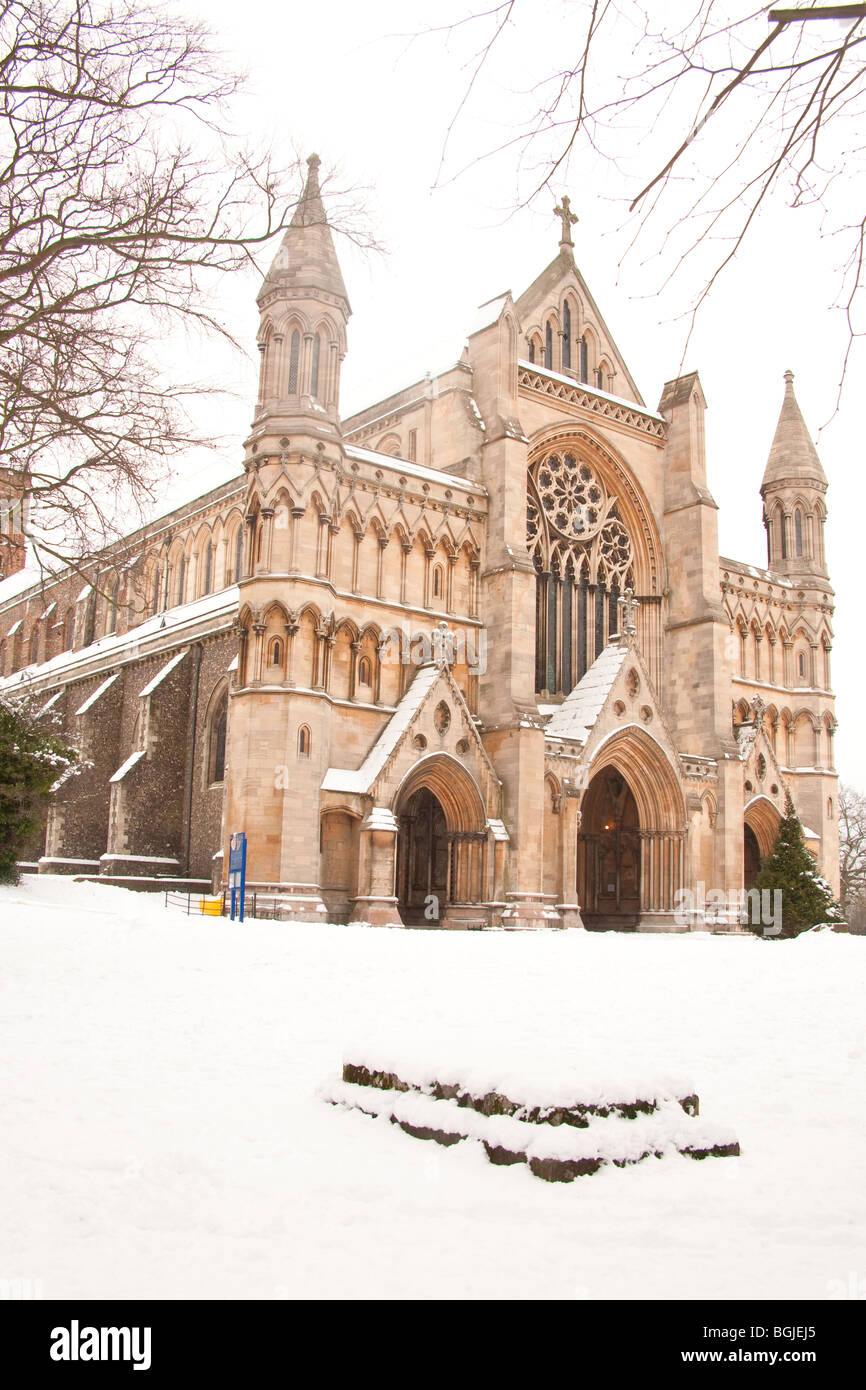 St albans winter hi-res stock photography and images - Alamy