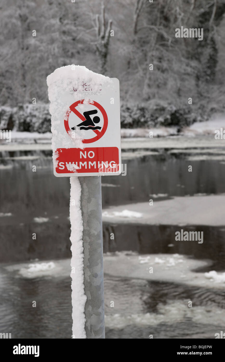 Kelso Scotland in winter snow - no swimming sign River Tweed Stock ...