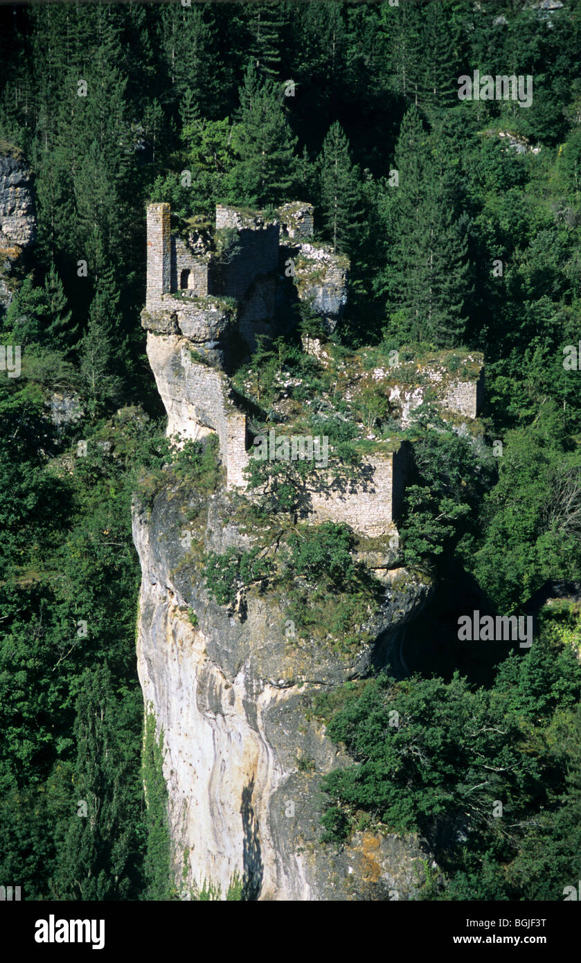 The Ruins of Castelbouc Castle Perched High Above the Tarn Gorge ...