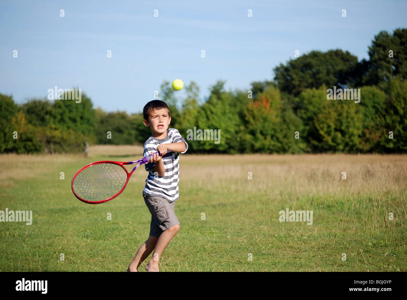 Ball boy hit by tennis ball hi-res stock photography and images - Alamy