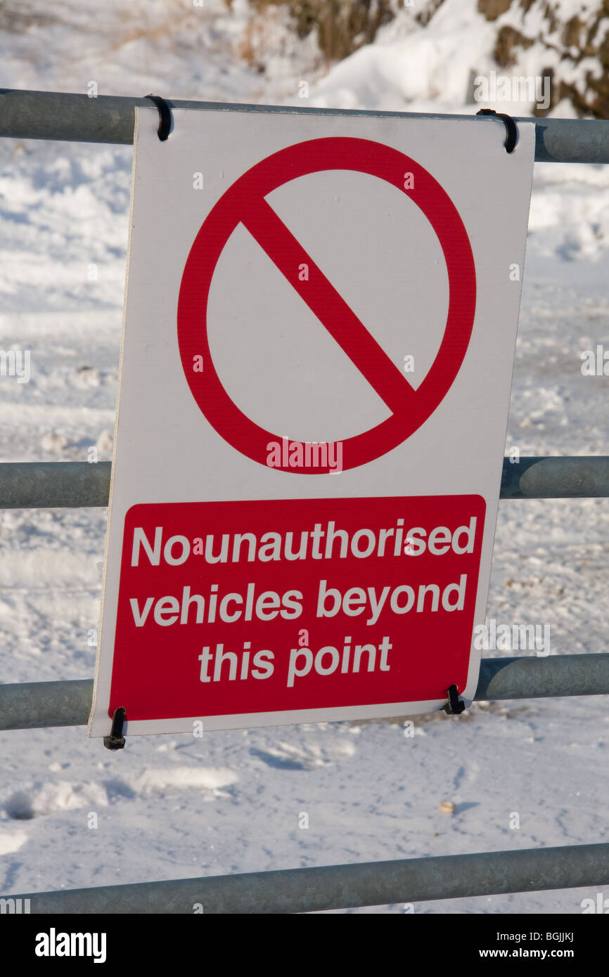 Uk no access restriction hi-res stock photography and images - Alamy