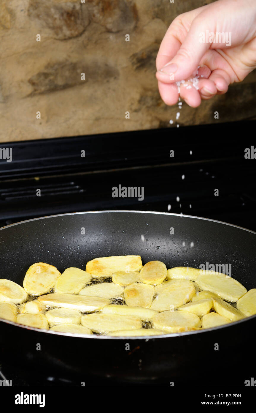 Frying pan fried potato hi-res stock photography and images - Alamy