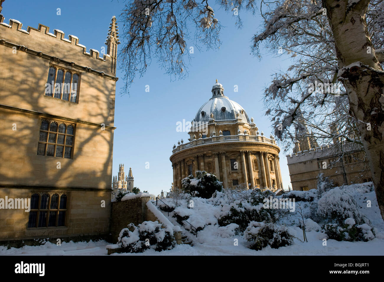 The Radcliffe Camera is part of Bodlean Library Oxford,and a reading ...