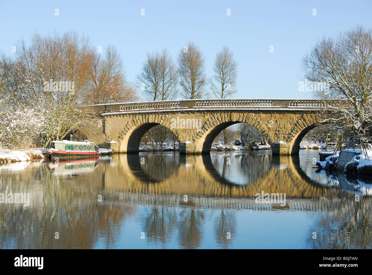 Eynsham bridge hi-res stock photography and images - Alamy