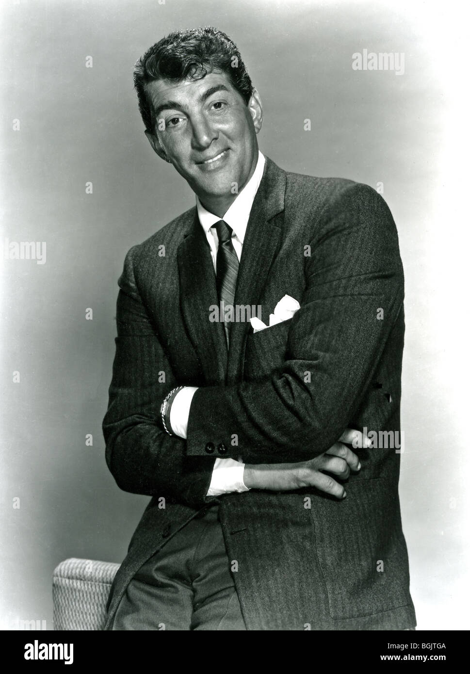 Dean martin music singer hi-res stock photography and images - Alamy