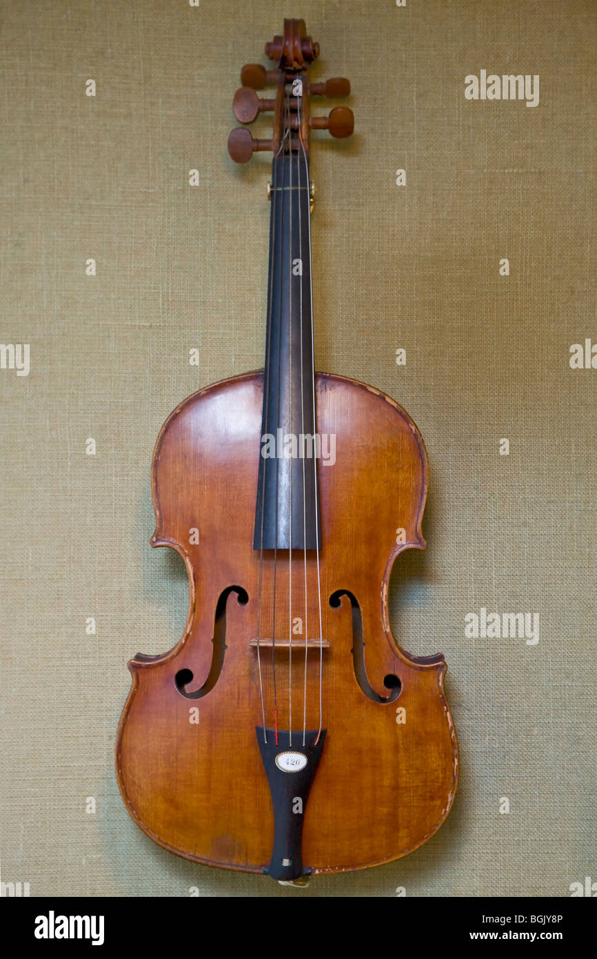 Old Viola Alta from 1800 Stock Photo - Alamy