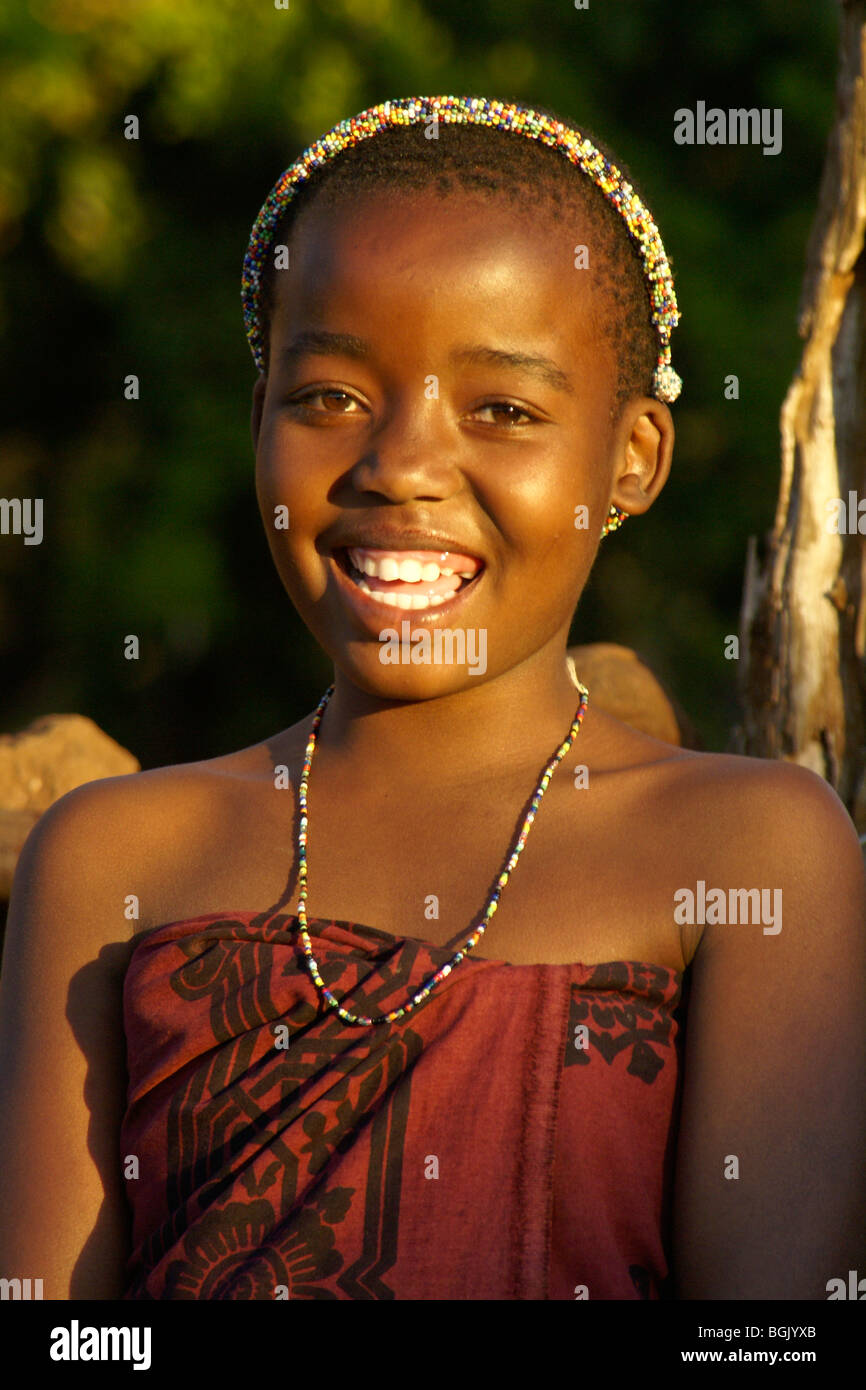 Zulu girl hi-res stock photography and images - Alamy