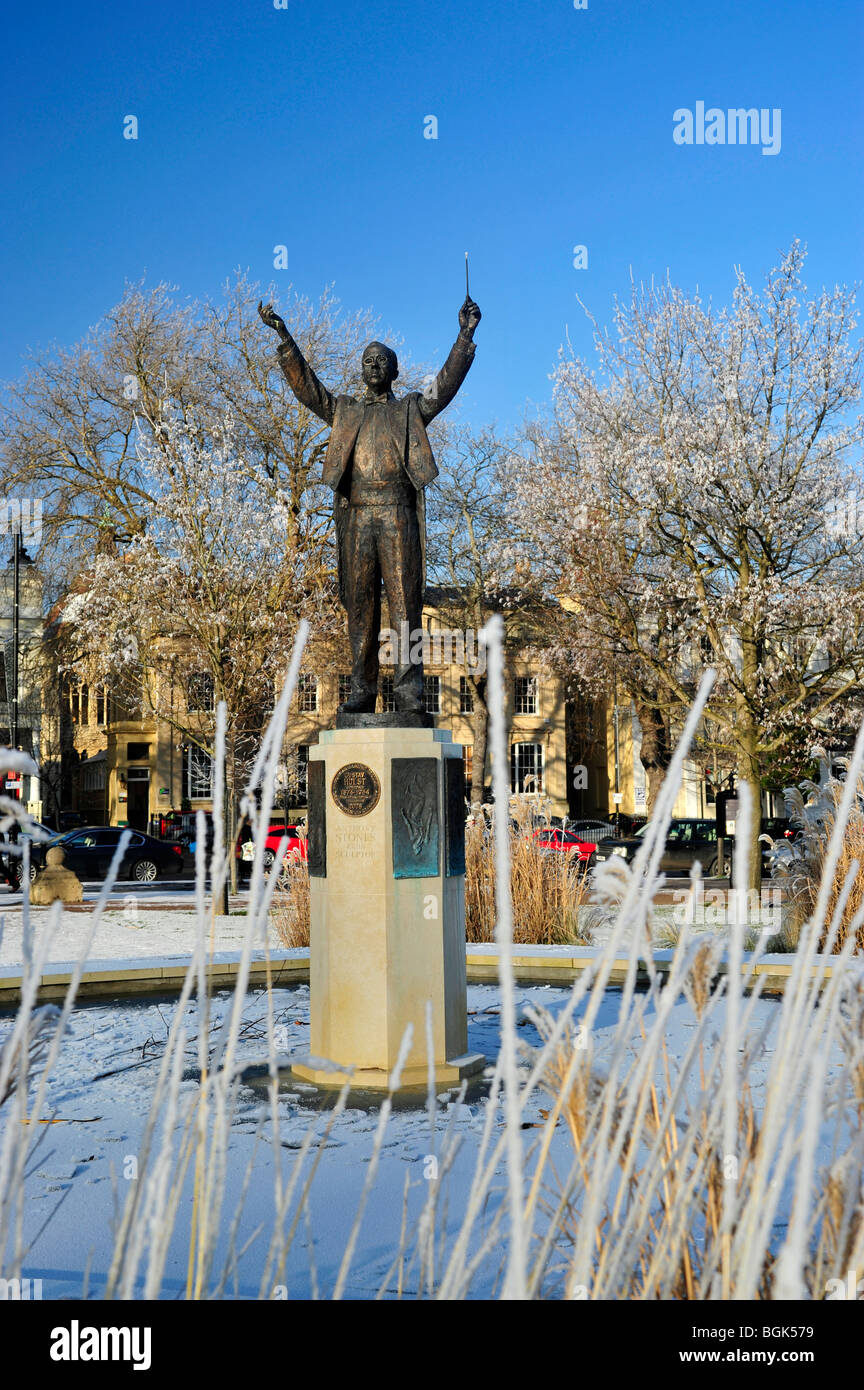 Gustav Holst statue - Cheltenham Stock Photo - Alamy