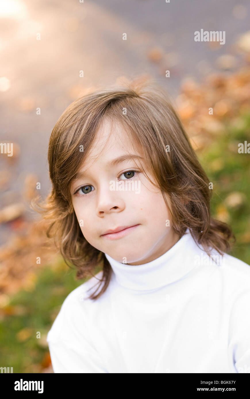 Head shoulders photo boy hi-res stock photography and images - Alamy