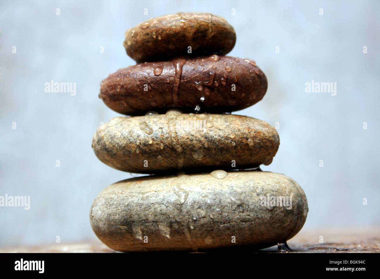 Solid objects hi-res stock photography and images - Alamy