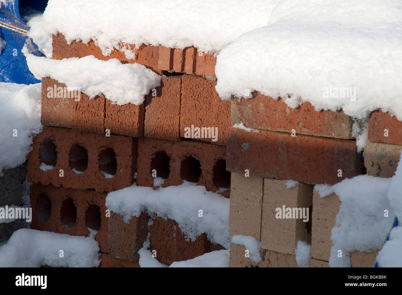 building in winter snow site closed during for bad weather halt halted ...