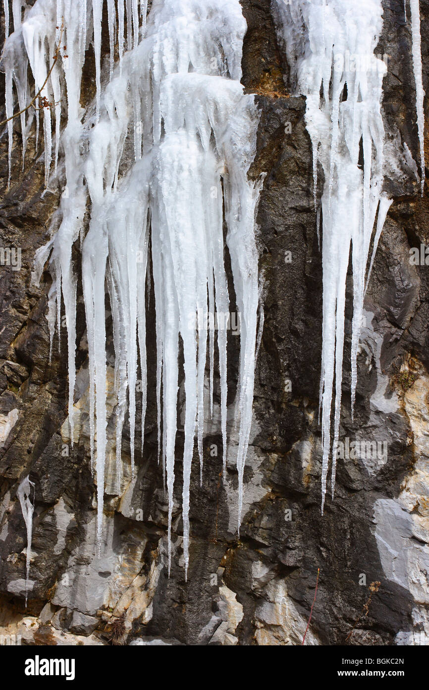 Icicle sculptures hi-res stock photography and images - Alamy