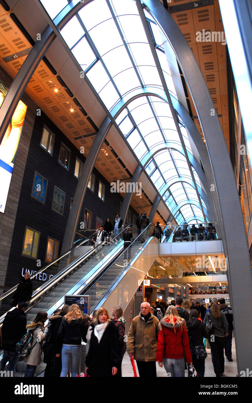 Arch structure of the Europa-Passage shopping arcade between the ...