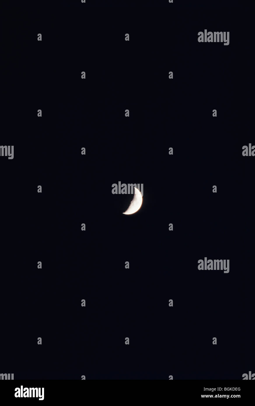 Crescent shapes hi-res stock photography and images - Alamy