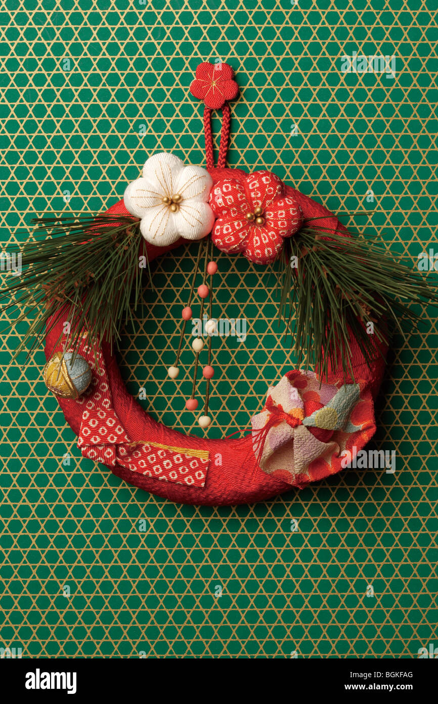 Japanese new years wreath hi-res stock photography and images - Alamy