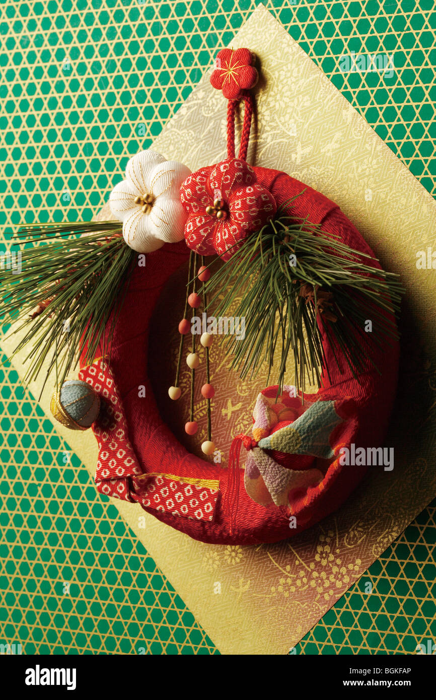 Japanese new years wreath hi-res stock photography and images - Alamy