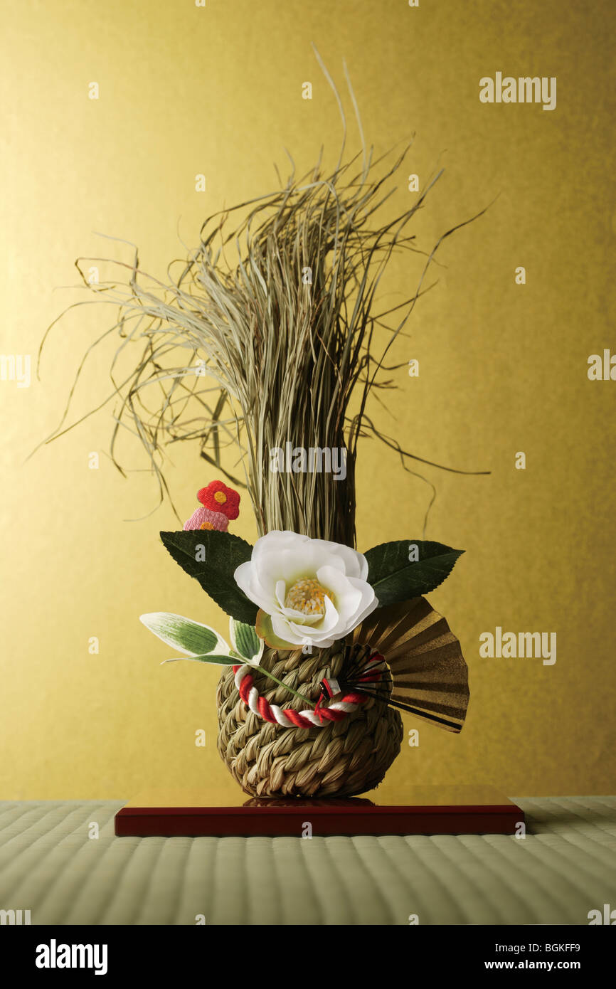 Culture kadomatsu hi-res stock photography and images - Alamy