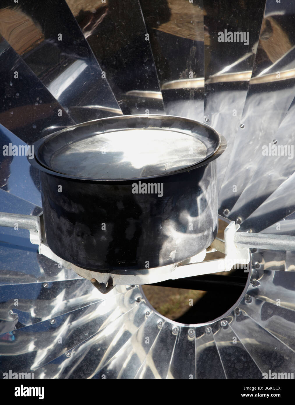 Solar pan water hi-res stock photography and images - Alamy