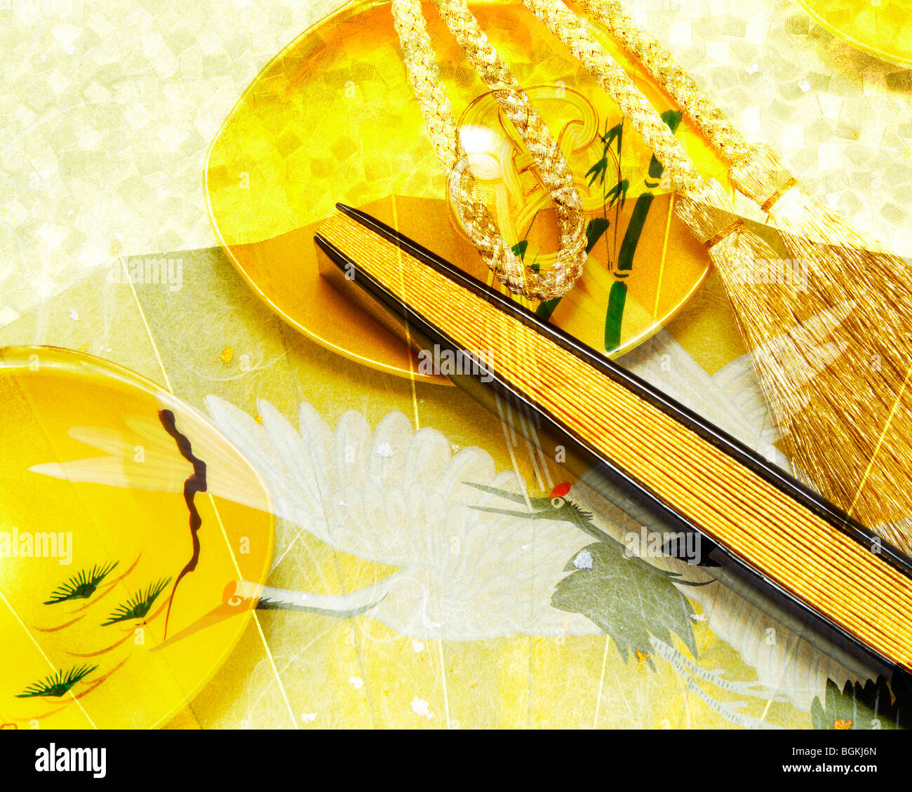 A fan and a clam shell game Stock Photo - Alamy